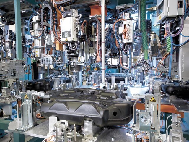 Kautex Textron GmbH - Avaya Aura - Referenz Avaya DE